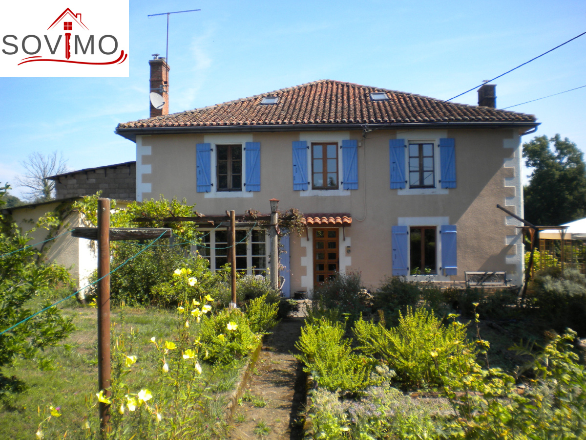 Vente ferme Lesterps 5 pièces 110m² € | Sovimo
