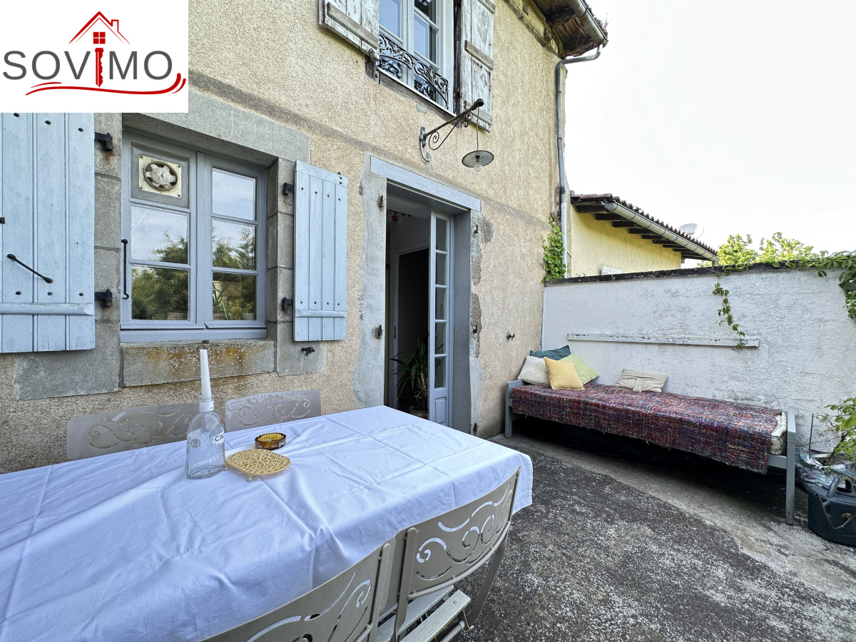 Vente maison Confolens 3 pièces 99m² € | Sovimo